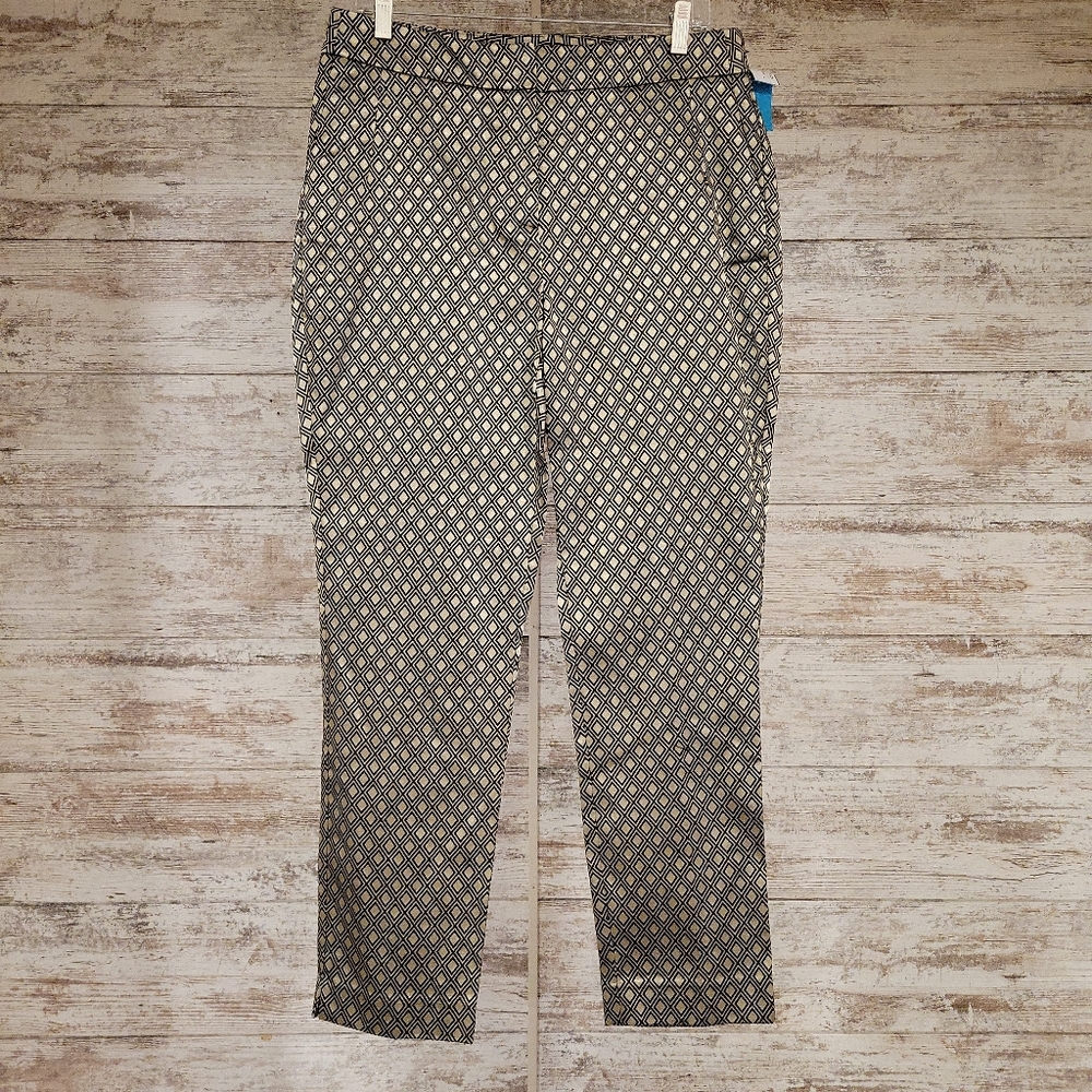 Chico's- Gold/Black Pattern Pants - Gem